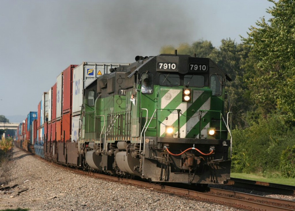 BNSF 7910
